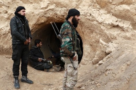 Syria Rebel Group Fights in Damascus, Talks in Geneva — Naharnet